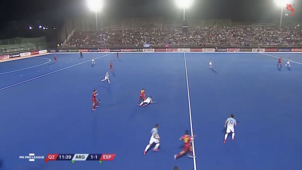 ARGvESP GC breakdown stick tackle - FHumpires